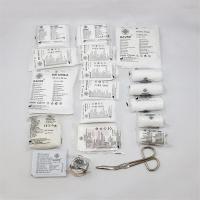 China Emergency Mini Car First Aid Kit For Road Trip Supplies Vehicle Outdoor DIN 13164 for sale