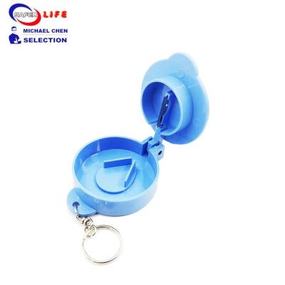 China Key Chain Pill Box Bottle Holder Splitters Aspirin Keychain Medication Holder Elderly Care 8cm for sale