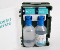 China Eye wash box with
2bottle 500ml eyewash for sale