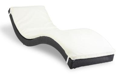 China rattan furniture sun lounger -16069 for sale