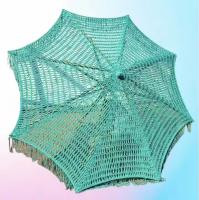 China 9 ft Green Outdoor Beach Tassel Umbrella Parasol Hotel Crochet Woven Umbrella Macrame Umbrella for sale