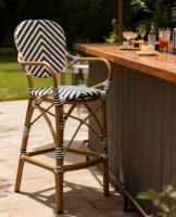 China Heavy-Duty Commercial Bar Stools Industrial Aluminum Frame Rattan Back Stools for Pub and Restaurant for sale