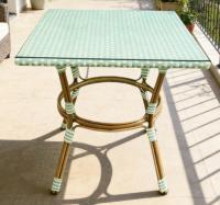 China Easy Clean 4 Seater square Aluminum Rattan Dining Table for Hote Restaurant with Glass Top for sale