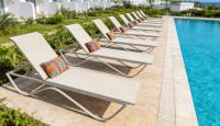China Yoshen Adjustable Poolside Lounge Chair Customized for Resort Hotels for sale