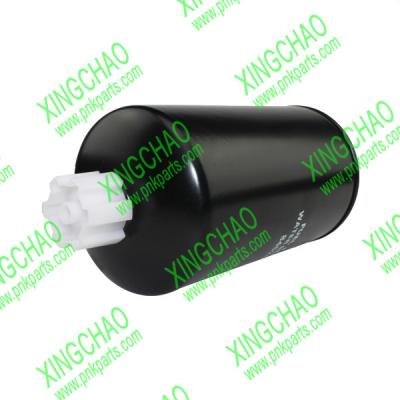 China NH Tractor Fuel Filter 84526251 PNK Brand High Efficiency Diesel Filtration for sale