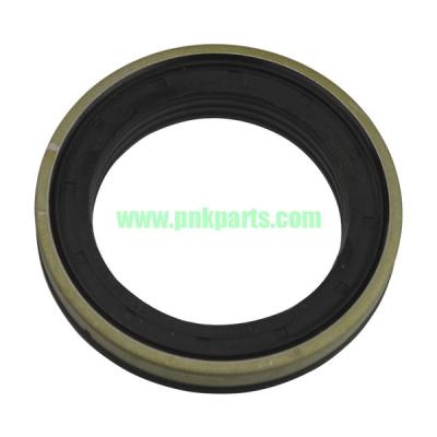 China RE282357 Dana Seal for John Deere Tractor Models 904 1204 5065E 5075E 5310 5410 5610 for sale