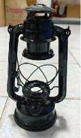 China Vintage Kerosene Oil Lamp 11.5x15x24.5cm Silver Metal Glass Camping Hanging Light Large Capacity for sale