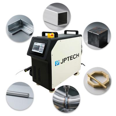 China Industrial QCW Handheld Fiber Laser Welder 150W/300W Portable Welding Machine for Stainless Steel & Precision Repair for sale
