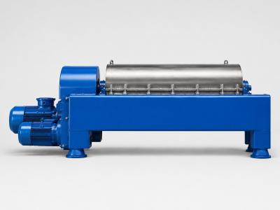 China Three Phase Decanter Centrifuge for Crude Oil Sludge Treatment for sale