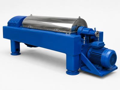 China Three Phase Decanter Centrifuge for Tank Bottom Sludge Oil Recovery for sale