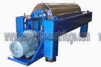China Continuous Decanter Centrifuges 3 Phase Centrifuge Oil Sludge Separator for sale