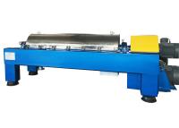 China Automatic Feeding Decanter Centrifuges SS Panel Sedimentation Type Palm Oil for sale