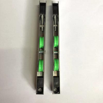 China Red Green Nylon Double Ball Bearing Sliding Door Window Roller 18pcs per Box for sale