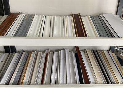 China Custom Size UV Coating SPC Decorative Skirting Trim OEM ODM for sale
