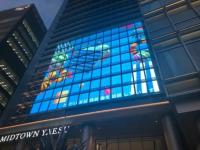 China Maxcolor P3.9-7.8 Transparent LED Display - 2K-4K Resolution Flexible Screen for Indoor Commercial Use for sale