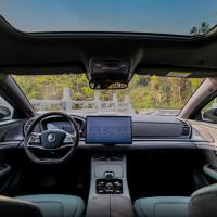 China EV Energy Electric Vehicle Safety 4 Wheel Sedans Cutting Edge for sale