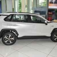 China Dark Interior Color Electric SUV With Forward Shift Number 5 And Top Speed 180Mph for sale