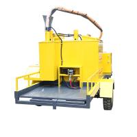 China 500 Liters Asphalt Crack Repair Machine , 3TNV Engine Asphalt Crack Filling Equipment Universal for sale