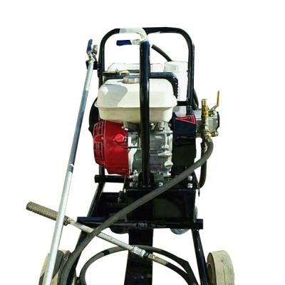 China Small Sprinkler Asphalt Portable Sealcoating Sprayer 20L Fuel Tank for sale