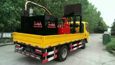 China Diesel Burner 500L Asphalt Crack Sealing Machine Truck Mounted Type for sale