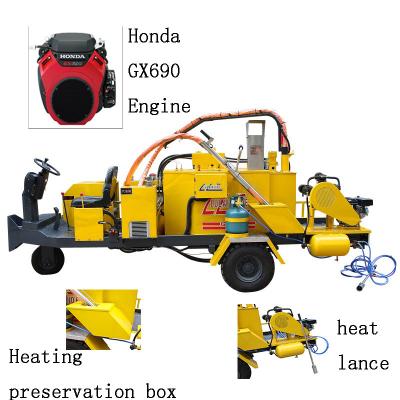 China 350L Hot Melt Kettle Asphalt Crack Filler Machine 25hp Power for sale