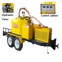 China Asphalt Concrete Crack Repair Machine 500L 25hp Engine Power for sale