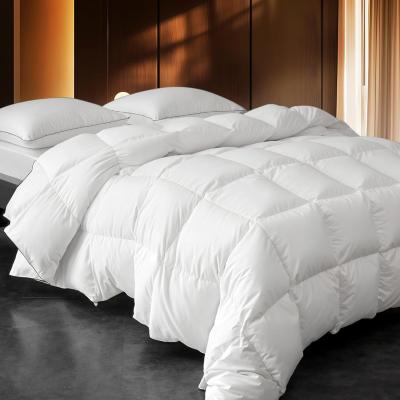 China White Duck Down Comforter 750 Fill Power 1000+ Cleanliness 100 Cotton Shell 60x40 Thread Count for sale