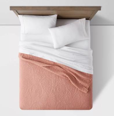 China Washed Microfiber Quilt Set 85gsm Face and Back 120gsm Poly Filling for sale