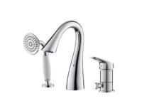 China Luxury Deck Mounted Bathtub Faucet Set with Hand Shower Solid Brass Gold Finish Roman Tub Mixer for sale