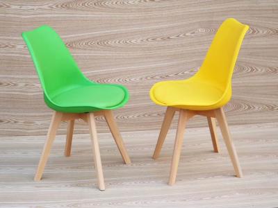 China Modern Ergonomic Eames Dining Chair With Beech Wooden Legs for sale