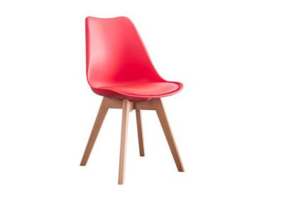 China Non Toxic Beech Wood Chairs , Red Dining Chair Easy To Keep Clean for sale