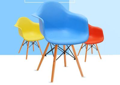 China Mid Century Simple Wooden Dining Chairs With 82cm Seat back height for sale