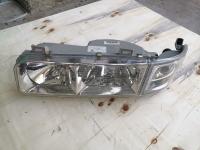 China Original Sinotruk HOWO Styre Truck Head Lamp for Sale Wg9100720110 for sale
