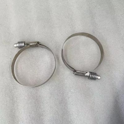 China Hot Selling Original Sinotruk Sitrak T7h C7h T5g Truck Parts Wg9003981910 Strong Clamp for Heavy Truck for sale