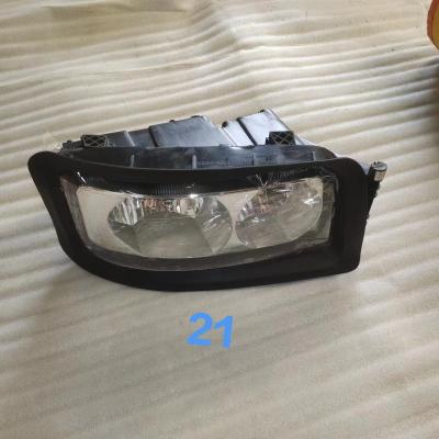 China Steering Truck Right Headlight T7h C7h T5g W25101-6018 Electrical System Parts for sale