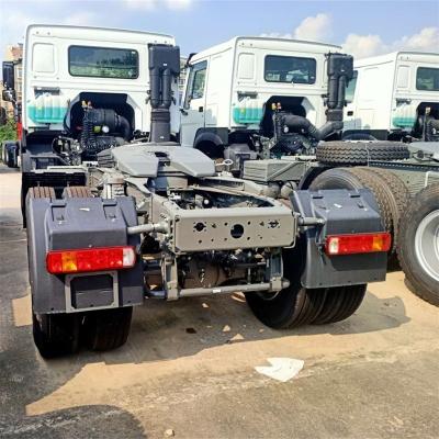 China Head Heavy Truck Tractor Sinotruk 6 X 4 Howo Tractor Truck 371 375 10 Wheeler for sale