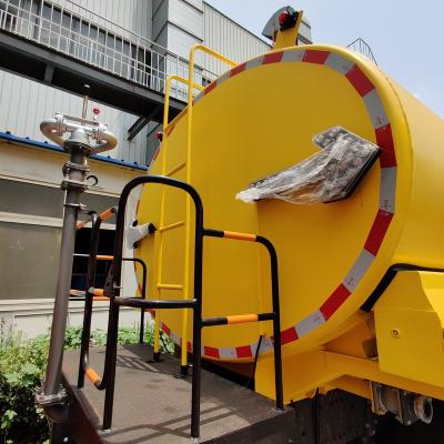 China 25000L Storage Water Tanker Truck Sinotruk Howo 6 X 4 Sprinkler Truck for sale