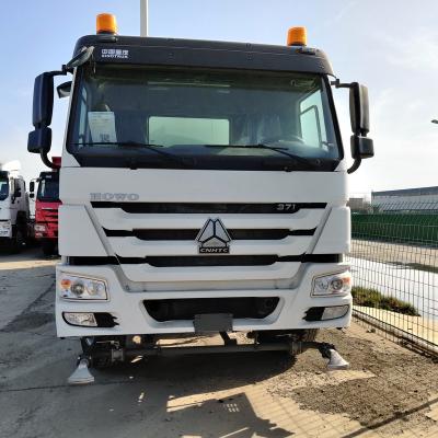 China Euro 2 Water Tanker Truck Sinotruk Howo 6 X 4 Sprinkler Truck 25000L for sale