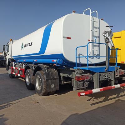 China Tank Water Spraying Truck 25000L Storage 14000Kg Sinotruk Howo 6 X 4 for sale