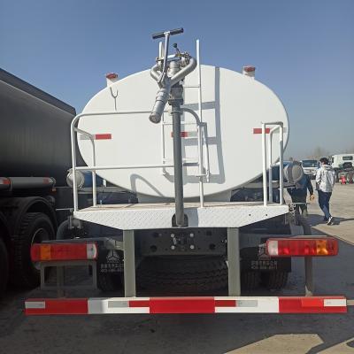 China Tank Water Spraying Truck 25000L Storage 14000Kg Sinotruk Howo 6 X 4 for sale