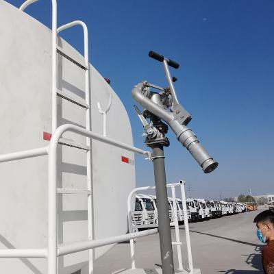 China Euro 2 Water Tanker Truck Sinotruk Howo 6 X 4 Sprinkler Truck 25000L for sale