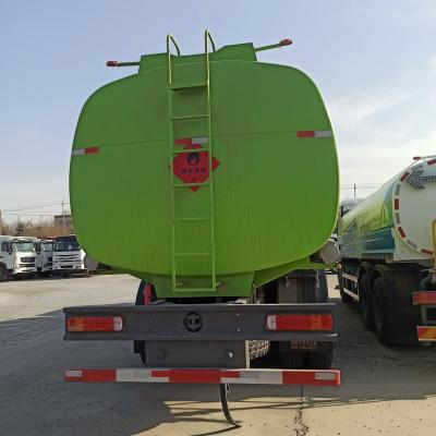 China 300-400L	Oil Tanker Truck Sinotruk Howo 8 X 4 Fuel Tank Truck Model 25CBM for sale