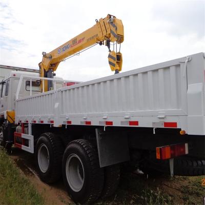 China 25T Truck Mounted Crane 6 X 4 10 Wheeler For Logistics Transportation for sale
