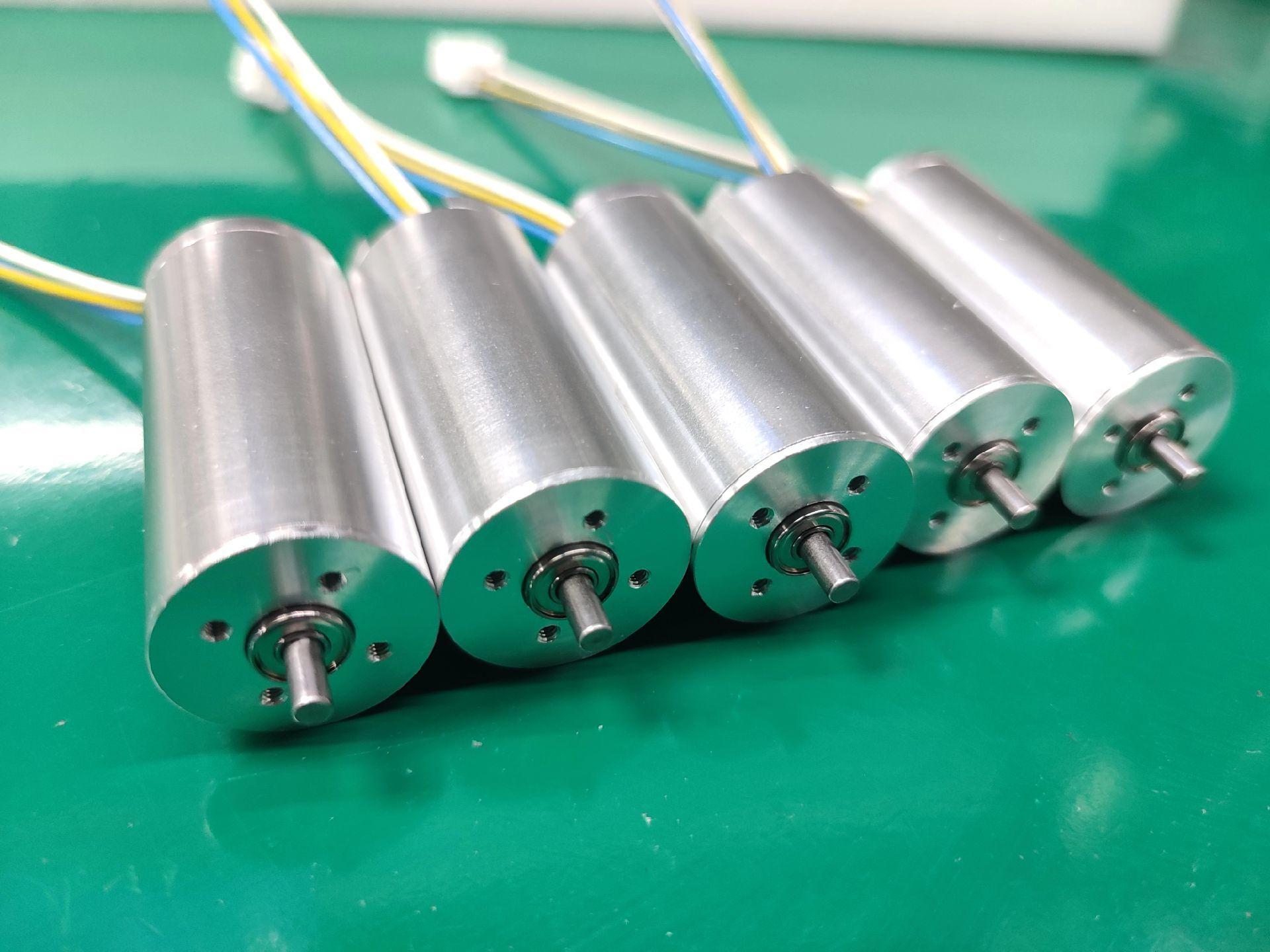Coreless motor with encoder