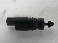 China 67128362154 Automotive Spare Parts Car Windshield Wiper Pump For BMW for sale