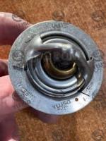 China 21200-03J00 THERMOSTAT For NISSAN Cooling System Aftermarket for sale