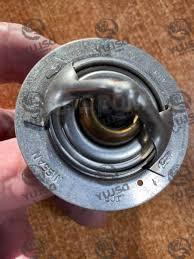 China 21200-03J00 THERMOSTAT For NISSAN Cooling System Aftermarket for sale