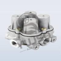 China Top- THERMOSTAT 0022033075 for MERCEDES BENZ coolingsystem Engine aftermarket for sale
