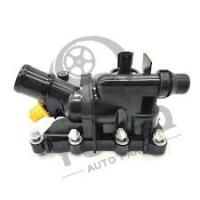 China Mercedes A CLA GLB Thermostat Housing A2822030175 4MATIC for sale