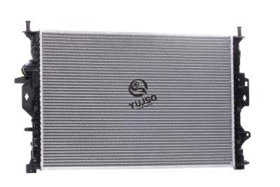 China Aluminum Car Radiator for Volvo Land-Rover Ford OEM 31261105 for sale